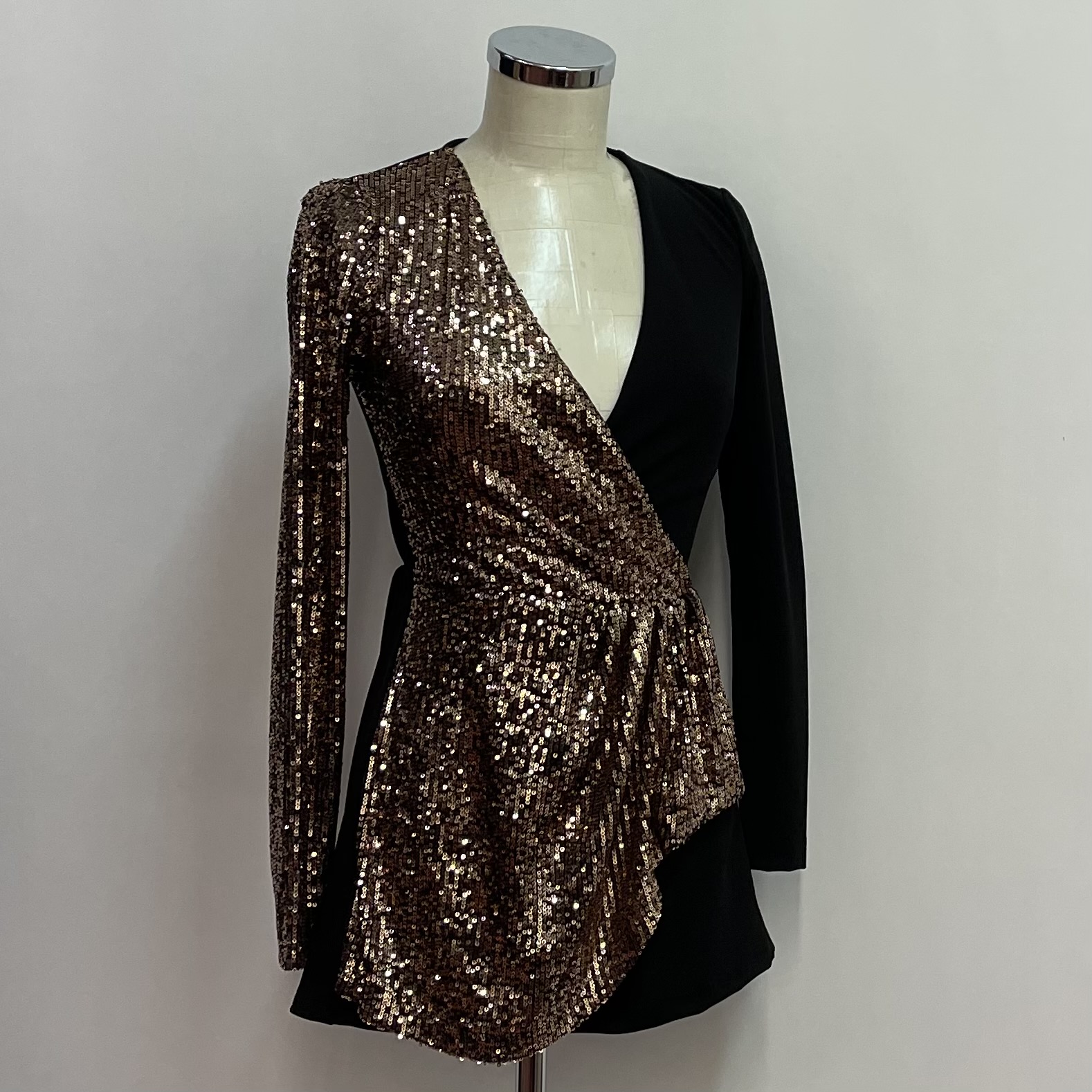 GREENLIGHT STORE - spacci outlet carpi modena abbigliamento apertura ...