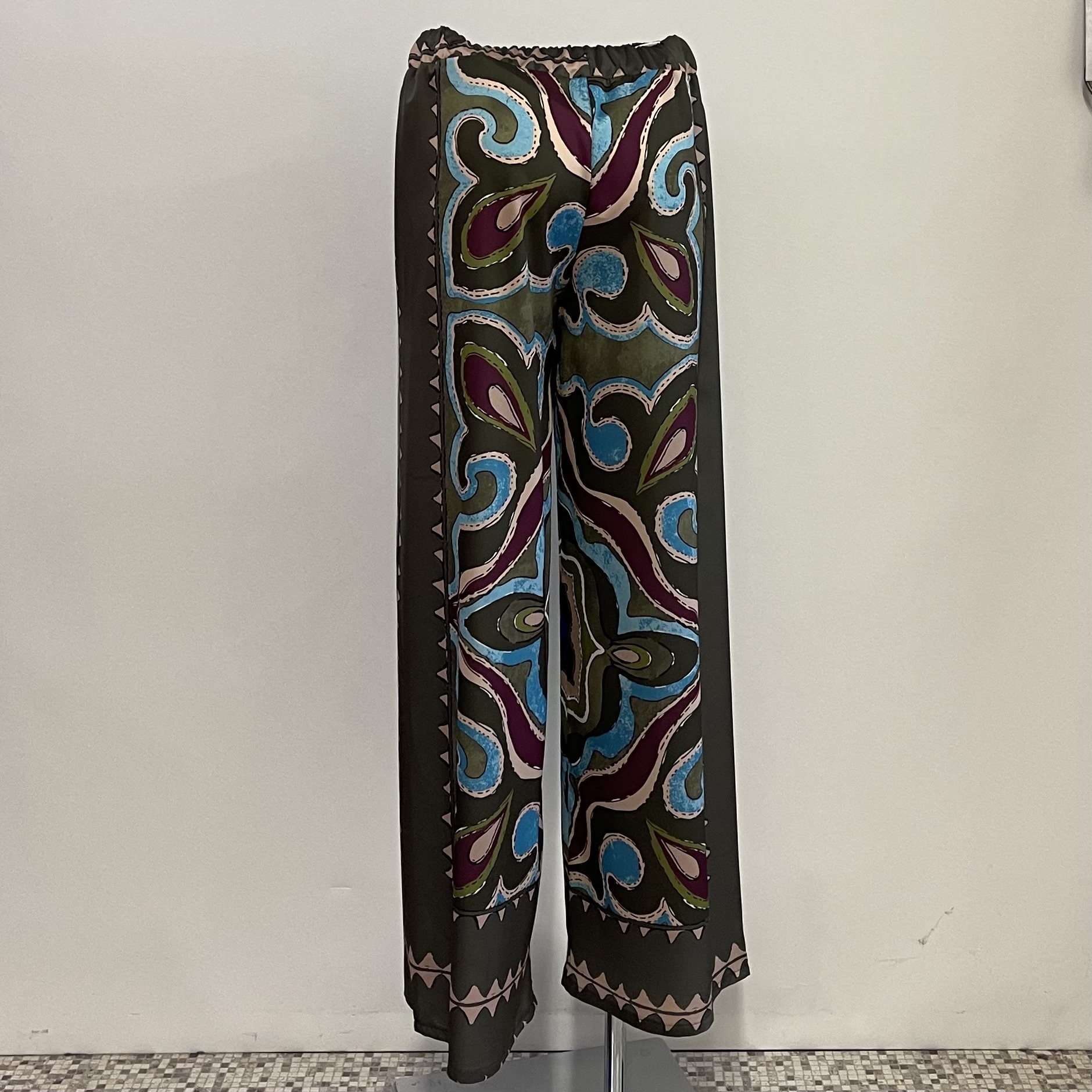 GREENLIGHT STORE - spacci outlet carpi modena abbigliamento apertura ...